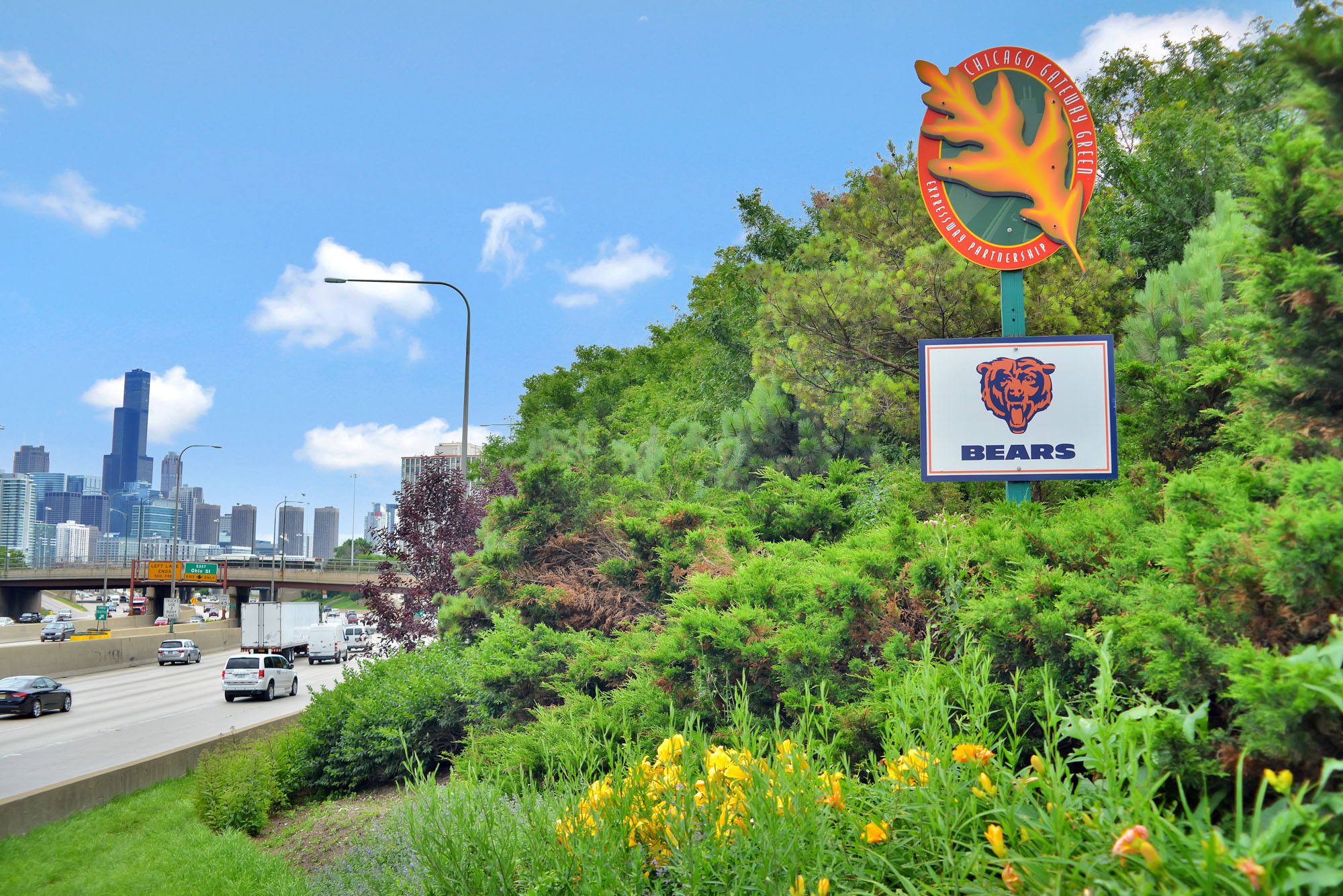 Greening and Beautifying Chicago's Expressways | Chicago Gateway Green